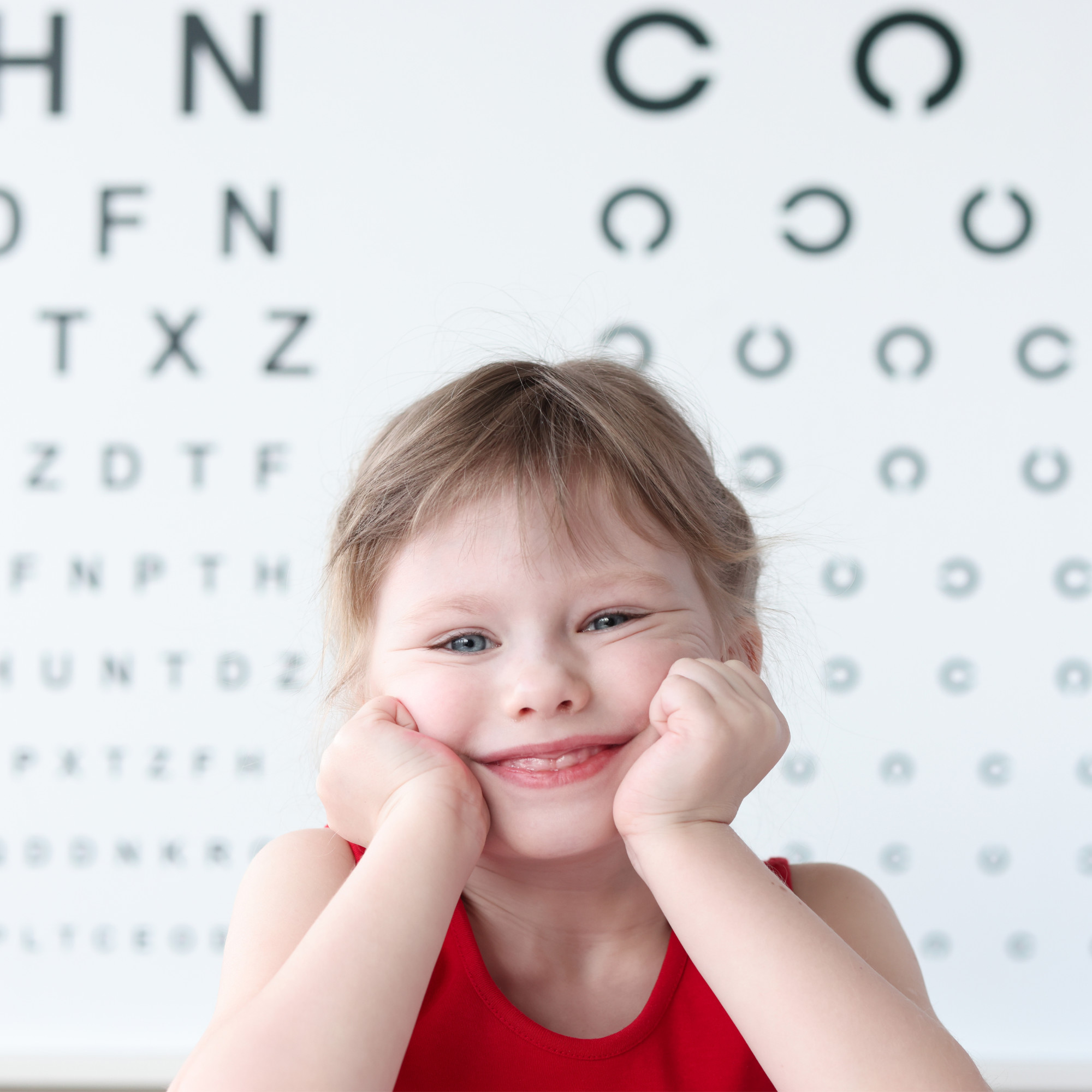 Hör-, Seh- und Sprachtests – Kinderarztpraxis